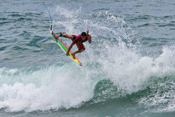 ASP 6-Star SuperSurf Internacional Kicks Off in Brazil - Surf Guru Surf ...